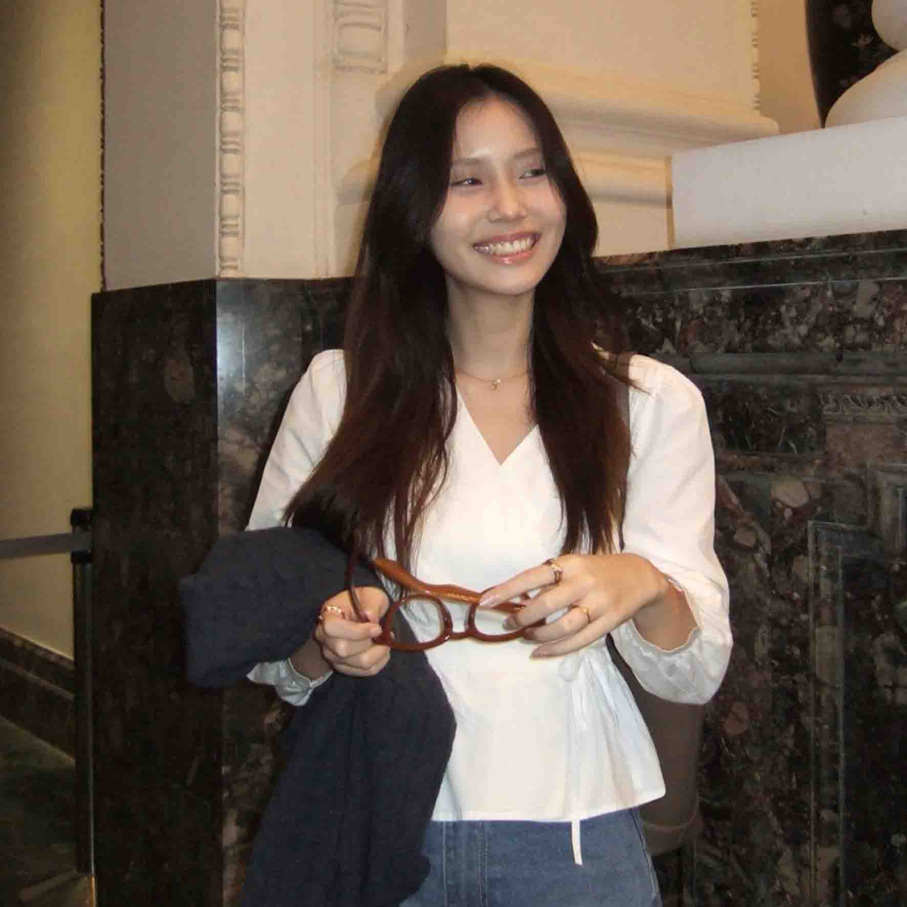 เพ็ญสินี วิเชษนลินวงษ์ - SARAKADEE LITE